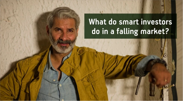 what-do-smart-investors-do-in-a-falling-market-header.webp